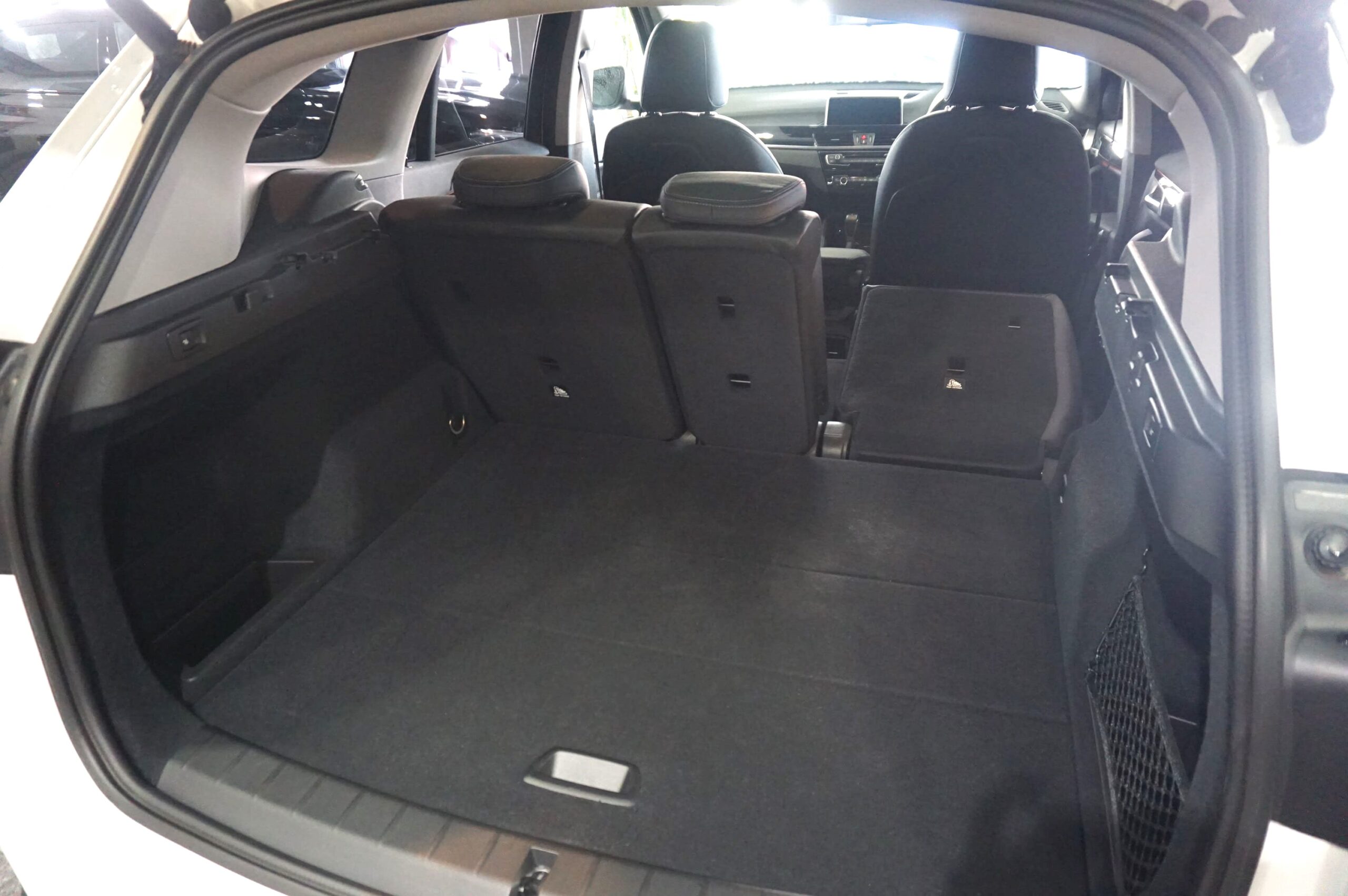 DSC07491 横浜市、川崎市、東京都世田谷区で高品質な中古輸入SUVをお探しならマキオコーポレーションへ